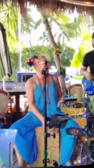 ari's jiggle corner real name